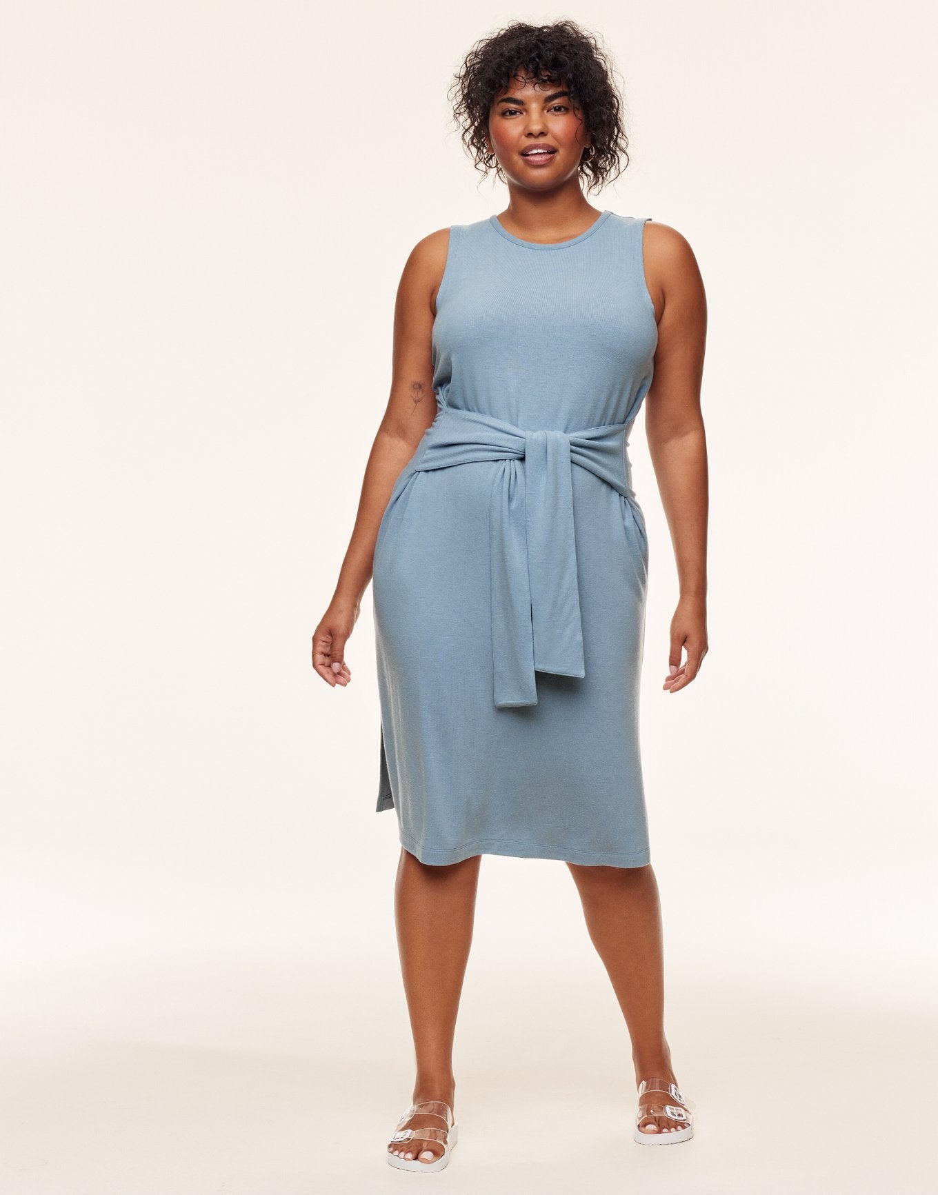 Amare Medium Blue Plus Lounge – Adore Me